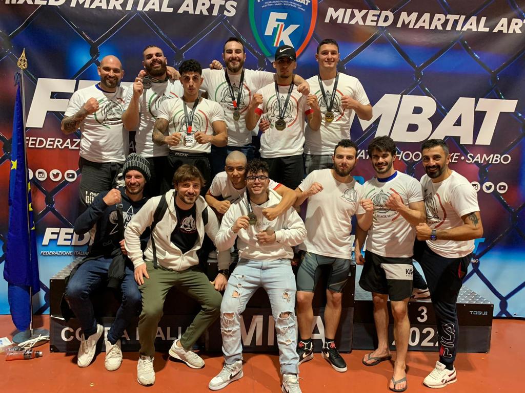 SPORT. COPPA ITALIA DI MMA. SUL PODIO LA "ASD BLACK MAMBA DI MARATEA ...